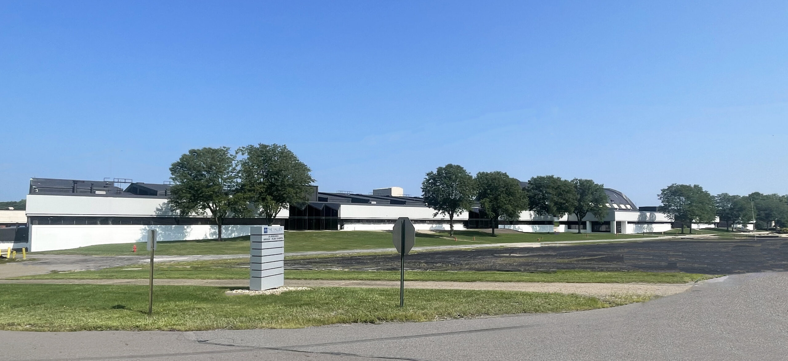 1210 Massillon Road, Akron, OH - Bldg C - Manufacturing & Office